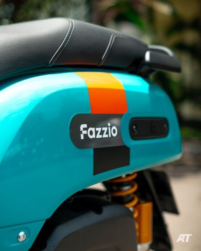 Fazzio Warna Biru yang Velgnya di Cat Orange ini Keren Banget [Galeri ...